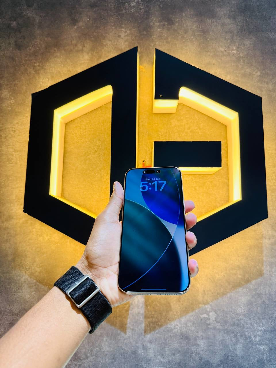 Apple iPhone 16 Pro Max 256GB - DESERT TITANIUM - Code (83277)