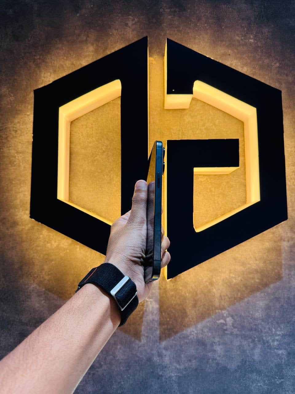 Apple iPhone 15 Pro Max 256GB - BLACK - Code (23531)